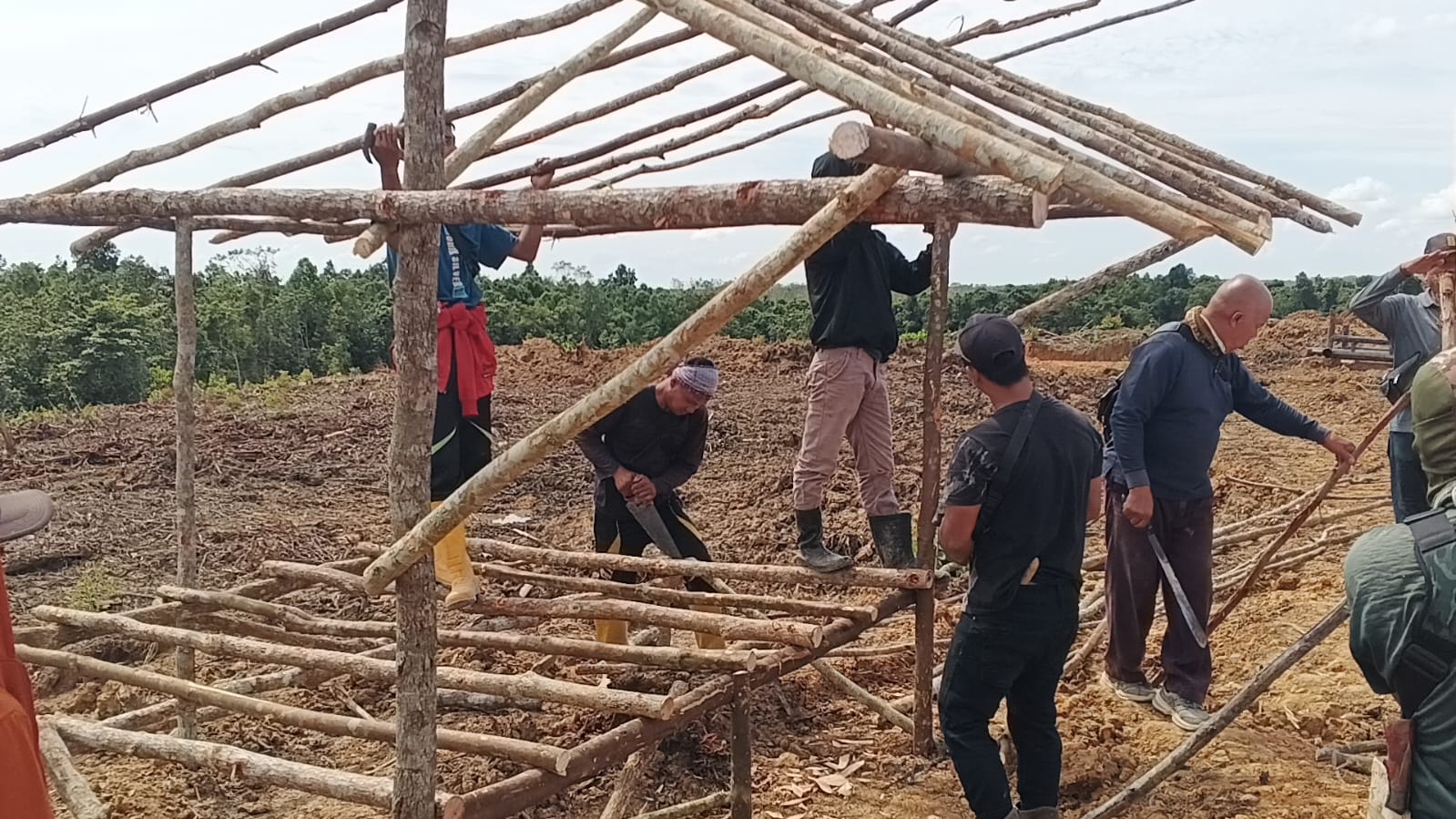 Program MHBM MHP Dipertanyakan, Warga Ambil Alih Tanah Marga